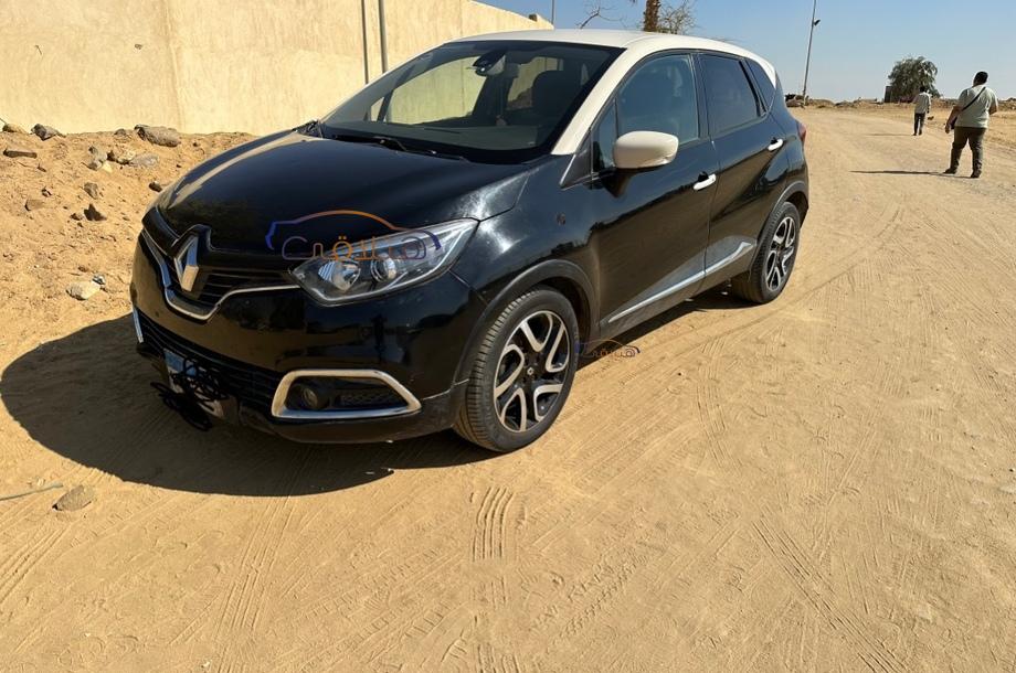 Captur Renault 2017 6 October Black 6040649 - Car for sale : Hatla2ee