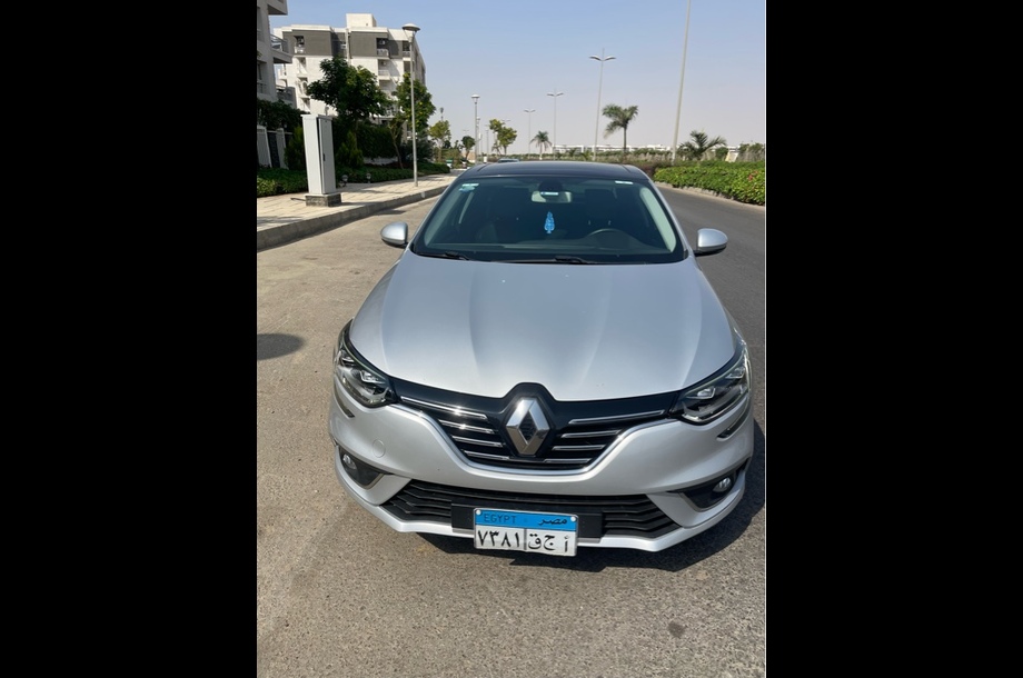 Megane Renault 2021 Madinaty Silver 6127761 - Car for sale : Hatla2ee