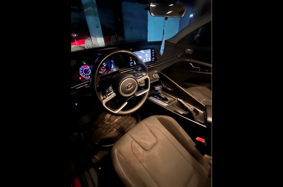 Elantra CN7 Hyundai 2021 Cairo Dark red 6152124 - Car for sale : Hatla2ee