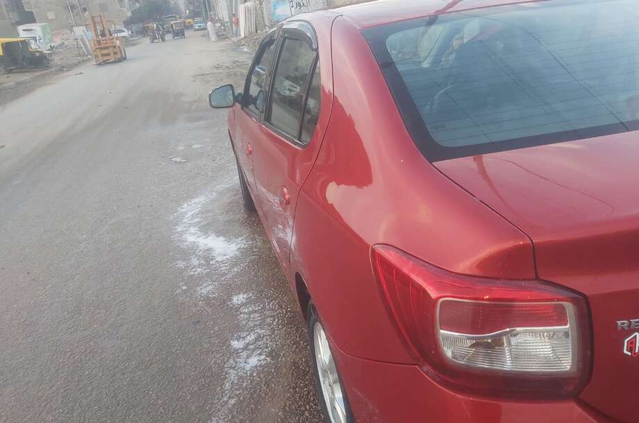 Logan Renault 2015 Alexandria Red 6177774 - Car for sale : Hatla2ee