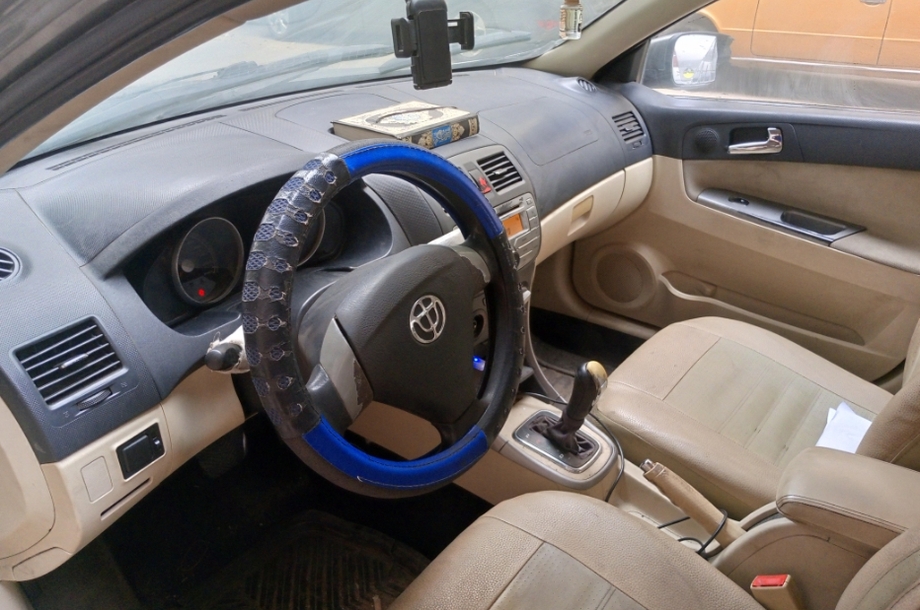 FSV Brilliance 2010 Cairo Brown 6184232 - Car for sale : Hatla2ee