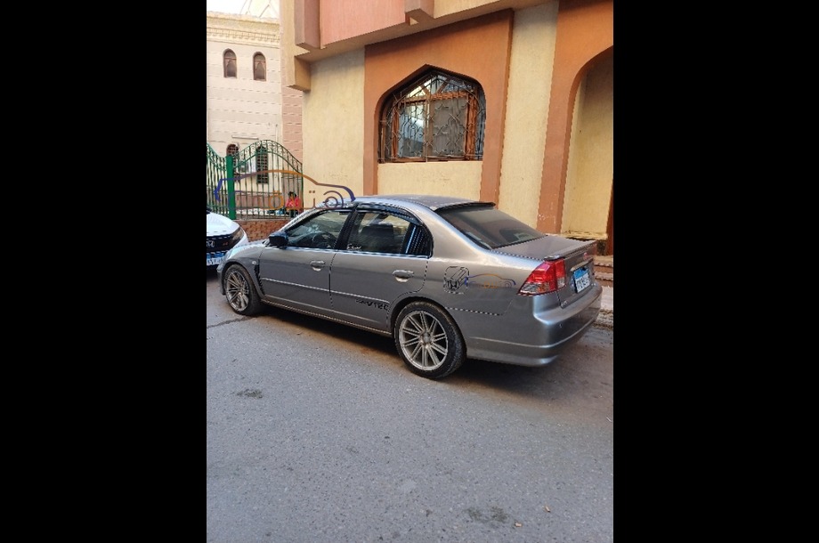 Civic Honda 2005 Port Said Beige 6206373 - Car for sale : Hatla2ee