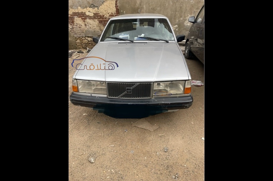 760 Volvo 1984 Giza Gray 6233667 - Car for sale : Hatla2ee