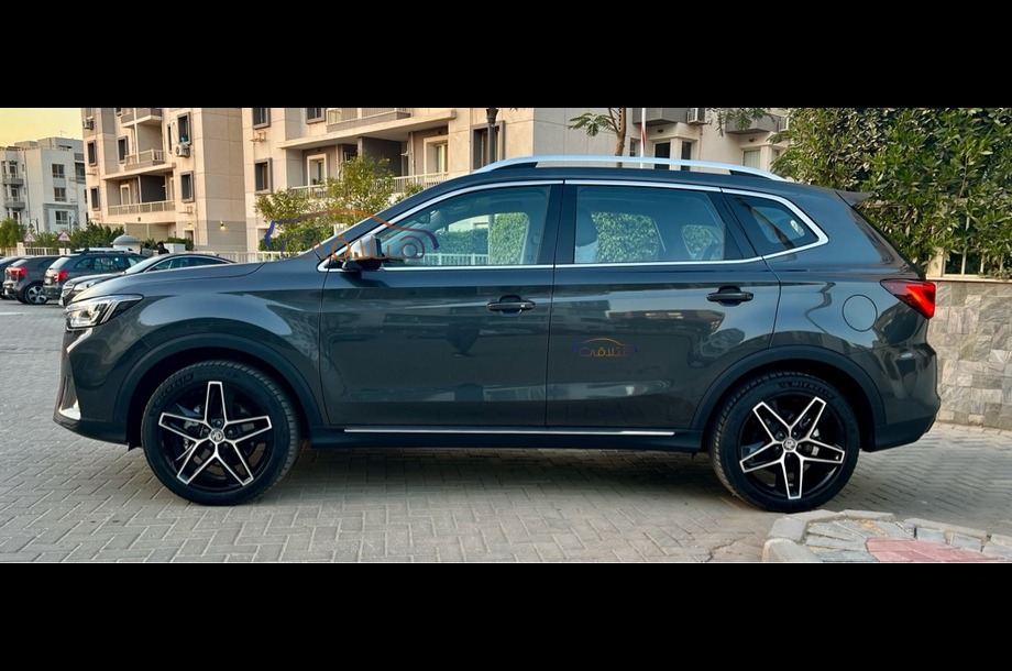 RX5 Plus MG 2023 Cairo Dark grey 6234960 - Car for sale : Hatla2ee