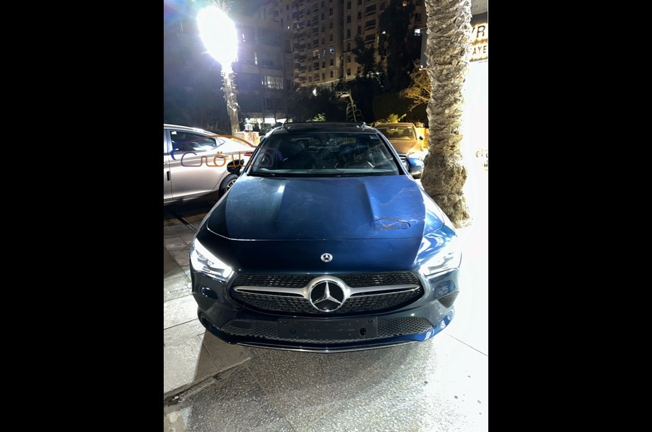 CLA 200 Mercedes 2022 Maadi Dark blue 6238088 - Car for sale : Hatla2ee