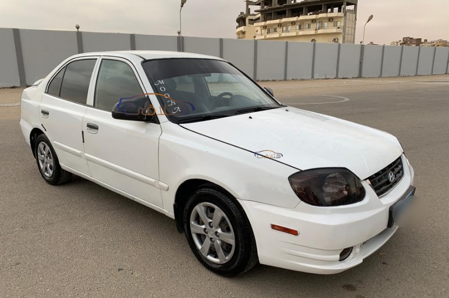 Verna Hyundai 2016 Suez White 6287703 - Car for sale : Hatla2ee