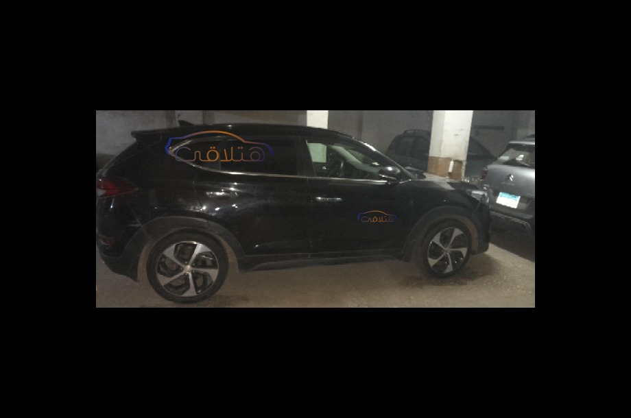 Tucson Turbo GDI Hyundai 2018 Asyut Black 6300121 - Car for sale : Hatla2ee