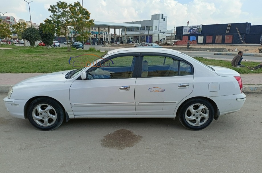 Avante Hyundai 2006 Ismailia White 6309241 - Car for sale : Hatla2ee