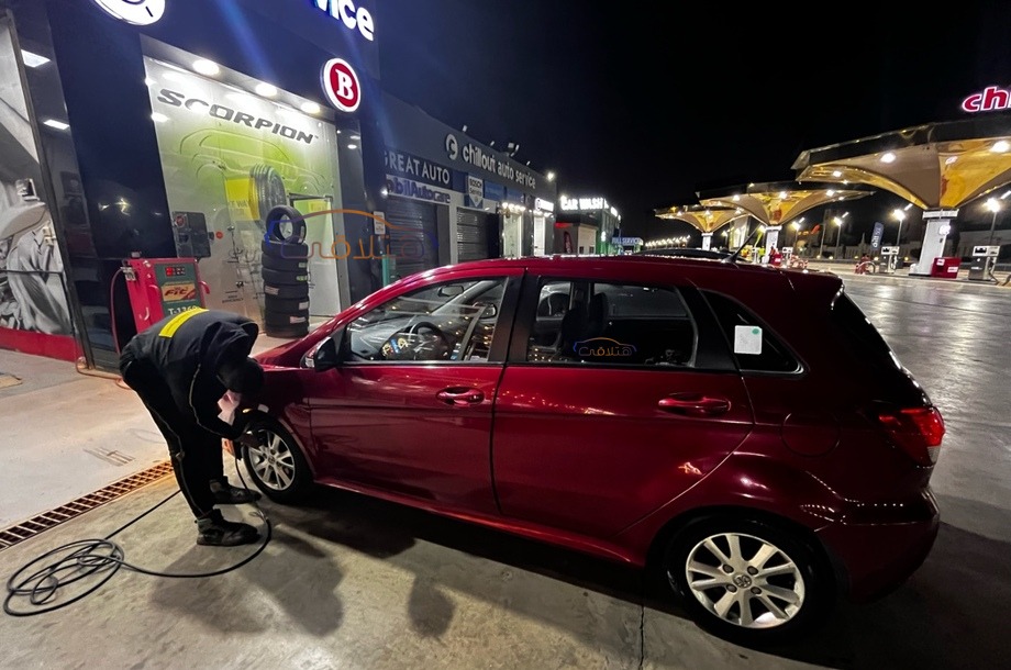 A1 Senova 2016 Tagamo3 - New Cairo Red 6313745 - Car for sale : Hatla2ee