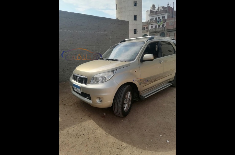Grand terios Daihatsu 2011 Beni Suef Gold 6320195 - Car for sale : Hatla2ee