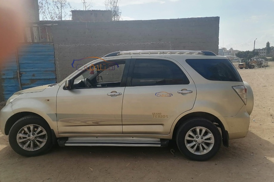 Grand terios Daihatsu 2011 Beni Suef Gold 6320195 - Car for sale : Hatla2ee
