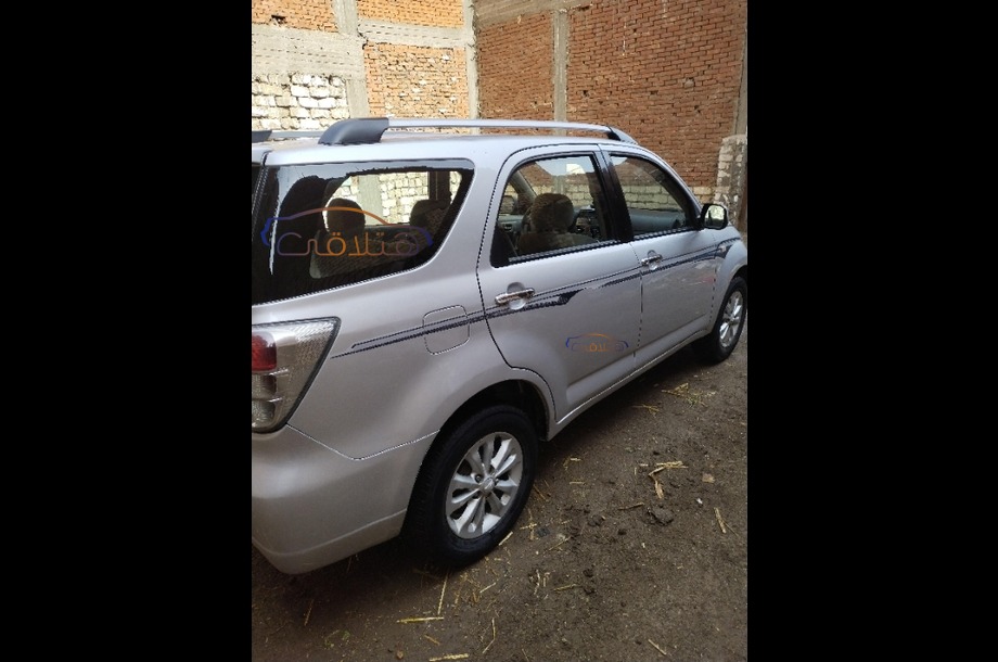 Grand terios Daihatsu 2011 Kafr El Zayat Silver 6323636 - Car for sale ...