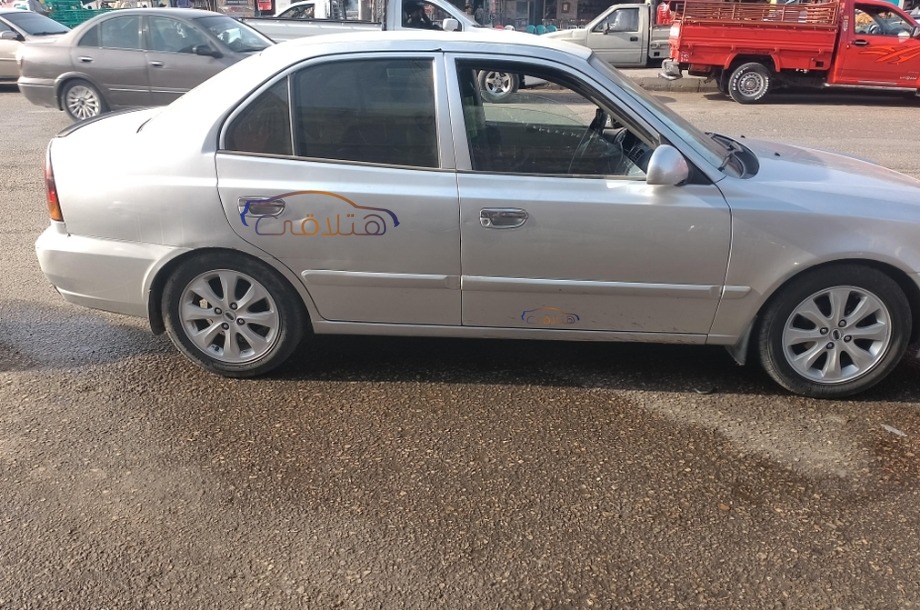 Verna Hyundai 2015 10th of Ramadan Silver 6344800 - Car for sale : Hatla2ee