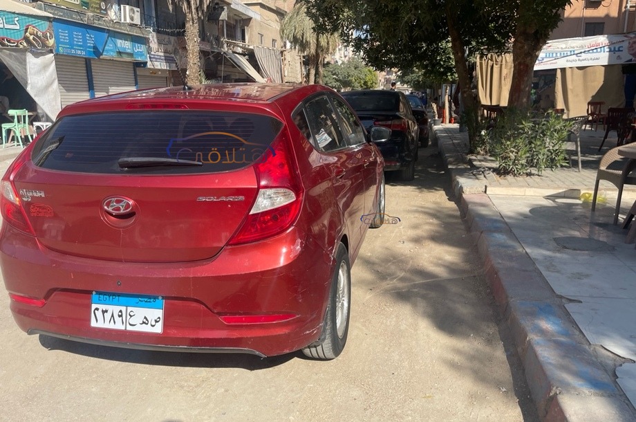 Solaris Hyundai 2017 Suez Red 6346652 - Car for sale : Hatla2ee