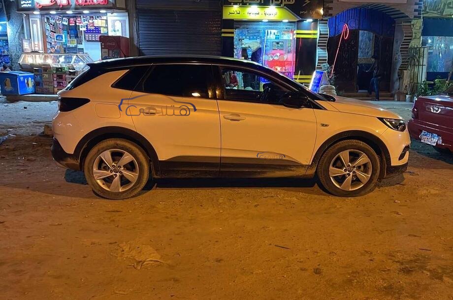 Grandland Opel 2021 Alexandria White 6362681 - Car for sale : Hatla2ee