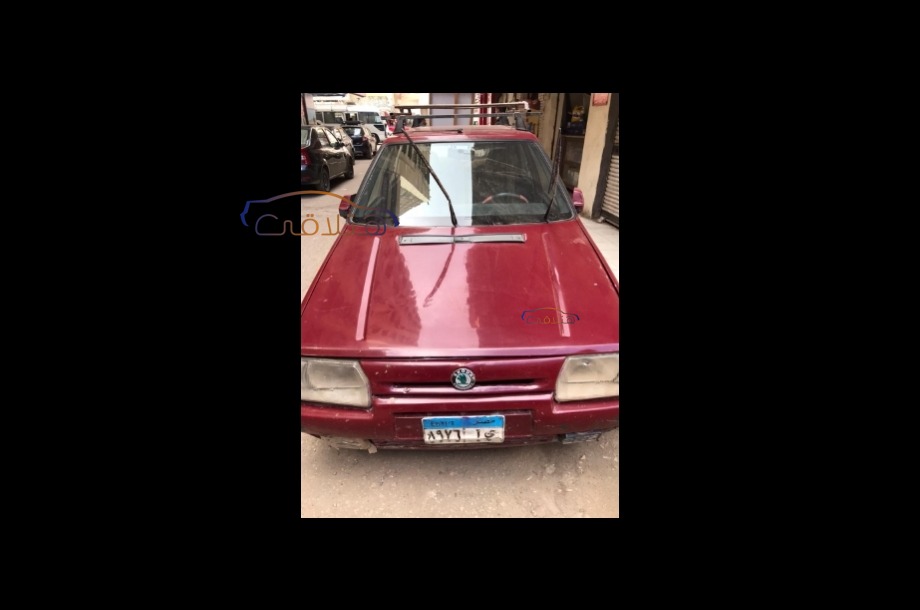 Foreman Skoda 1994 6 October Dark red 6382202 - Car for sale : Hatla2ee