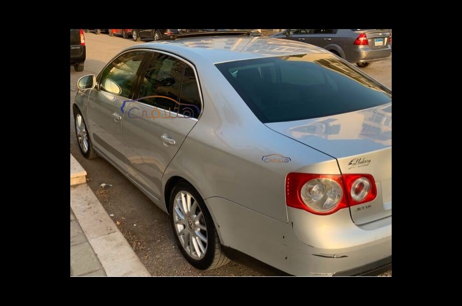 Jetta Volkswagen 2011 Sheraton Silver 6385294 - Car for sale : Hatla2ee