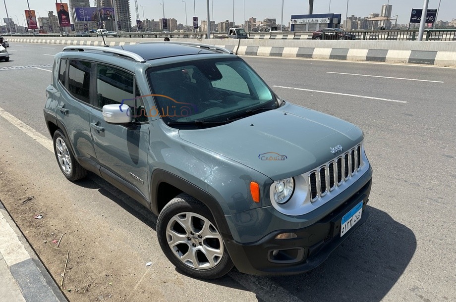 Renegade Jeep 2016 Cairo Cyan 6386780 - Car for sale : Hatla2ee