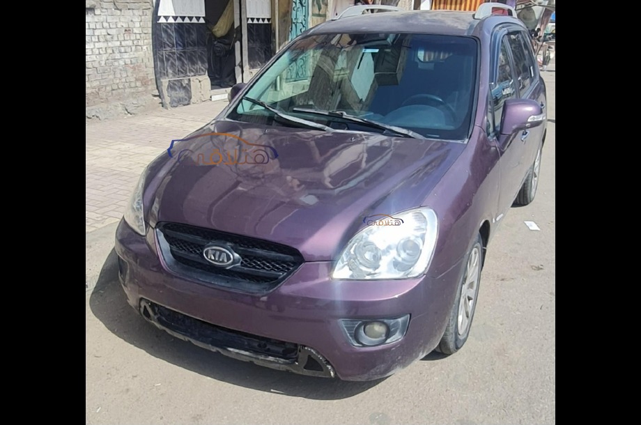 Carens Kia 2011 Alexandria Eggplant 6387020 - Car for sale : Hatla2ee