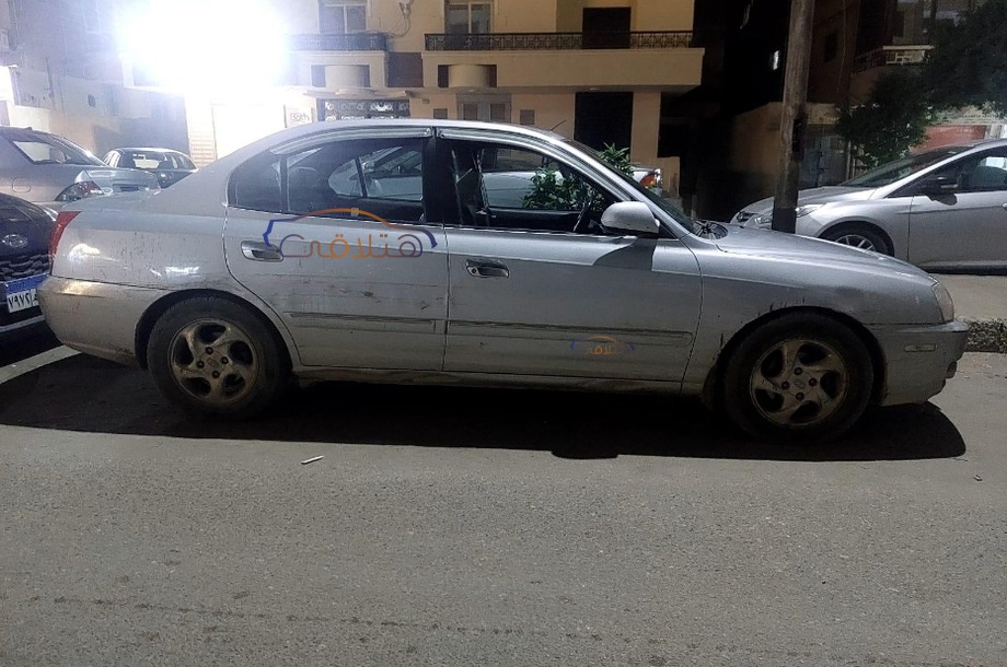 Elantra Hyundai 2005 Cairo Silver 6390245 - Car for sale : Hatla2ee