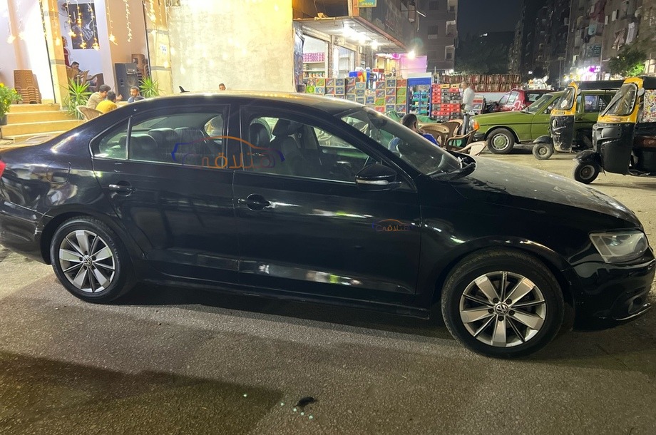 Jetta Volkswagen 2012 El Haram Black 6405461 - Car for sale : Hatla2ee