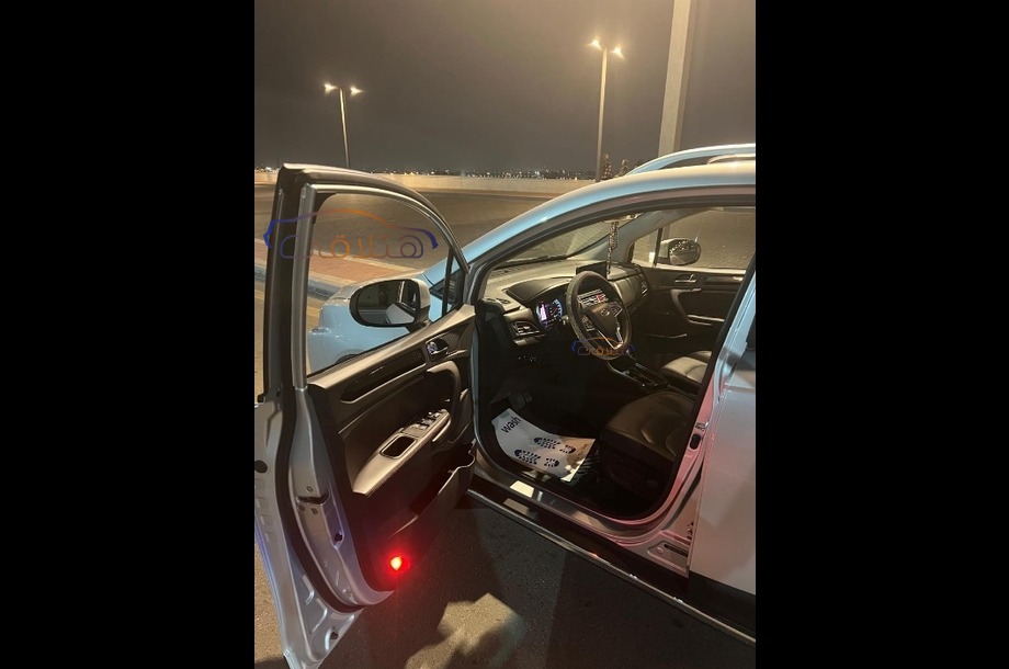 JS3 Jac 2020 Mokattam Silver 6408786 - Car for sale : Hatla2ee