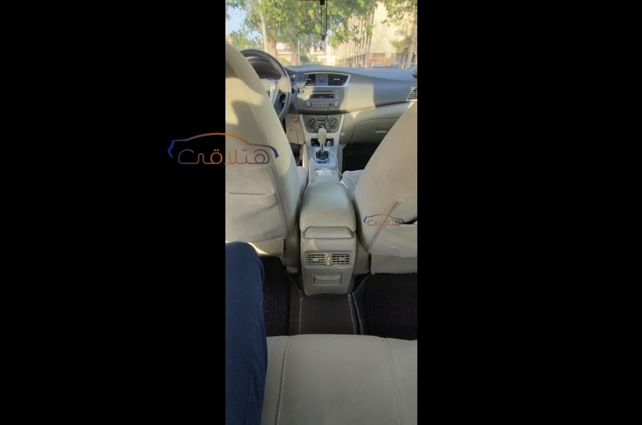 Sentra Nissan 2015 Mansoura Red 6417890 - Car for sale : Hatla2ee