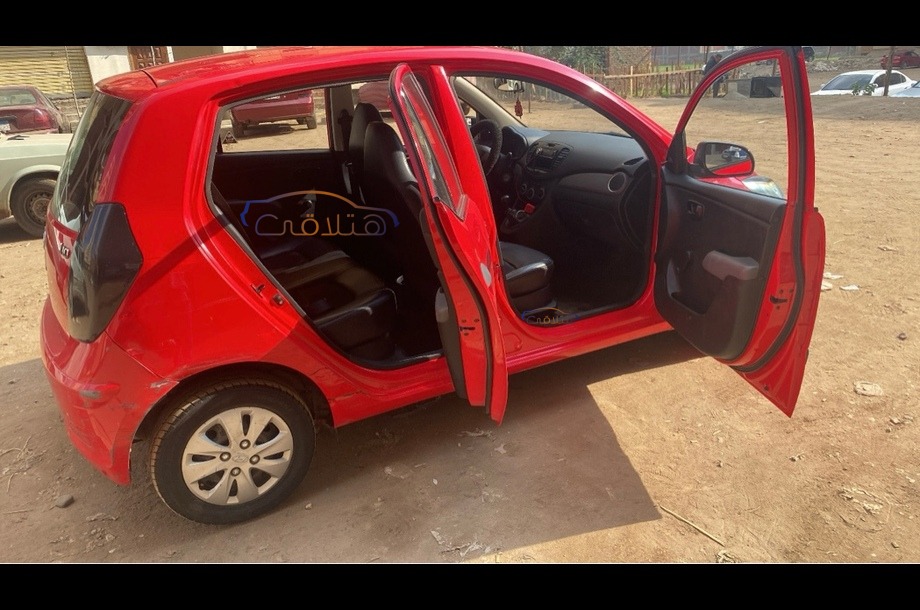 I10 Hyundai 2014 Qalyubia Red 6427430 - Car for sale : Hatla2ee
