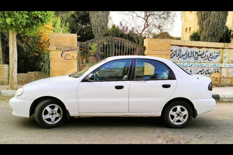 Lanos Daewoo 1999 Damanhur White 6429407 - Car for sale : Hatla2ee