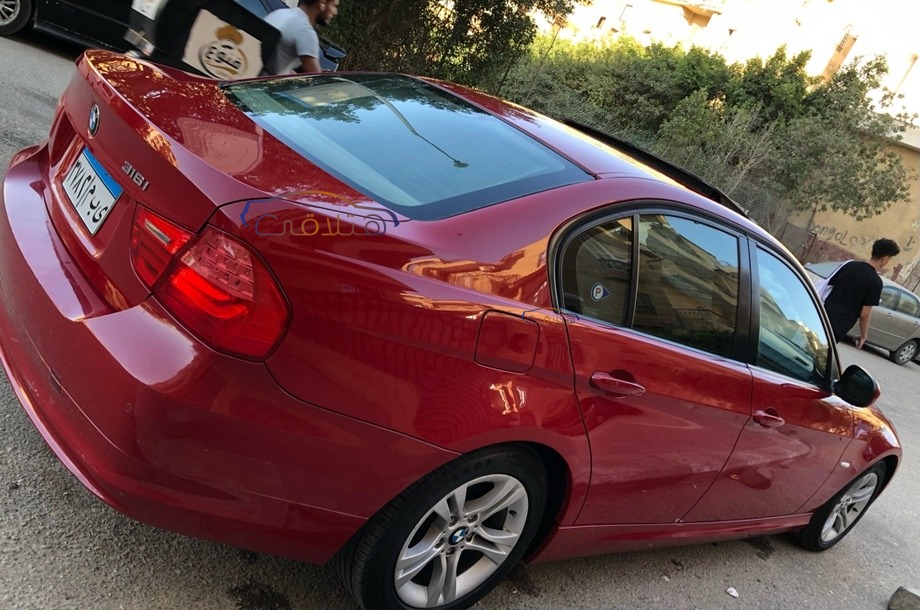 316 BMW 2011 6 October Red 6438561 - Car for sale : Hatla2ee
