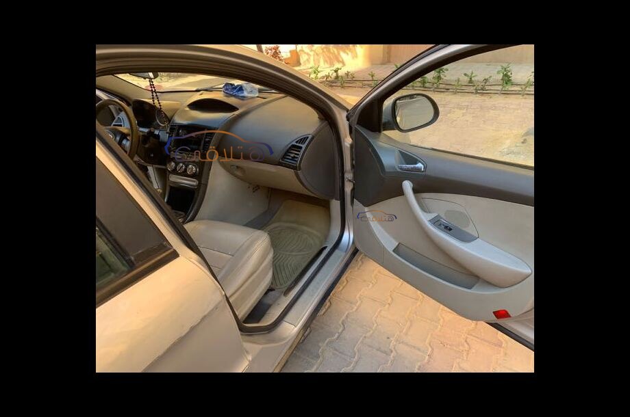 M11 Speranza 2011 6 October Silver 6441085 - Car for sale : Hatla2ee