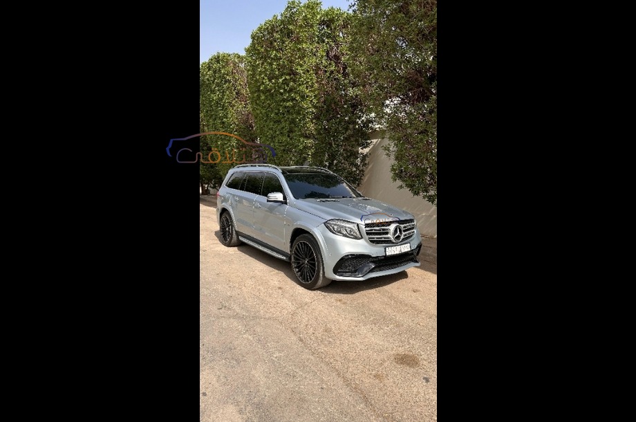 GLE 63 AMG Mercedes 2016 Riyadh Silver 6446161 - Car for sale : Hatla2ee