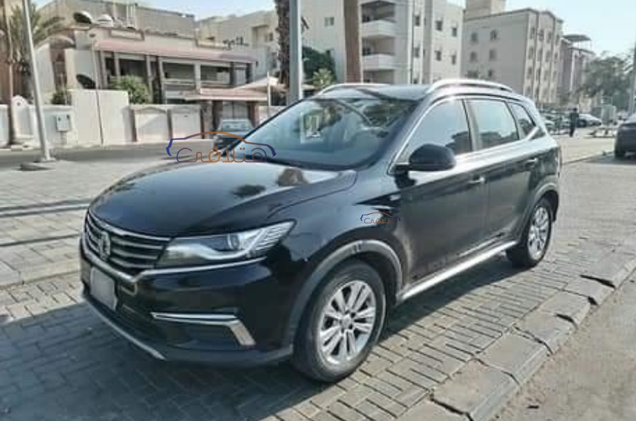 Rx5 MG 2020 Ismailia Black 6448251 - Car for sale : Hatla2ee