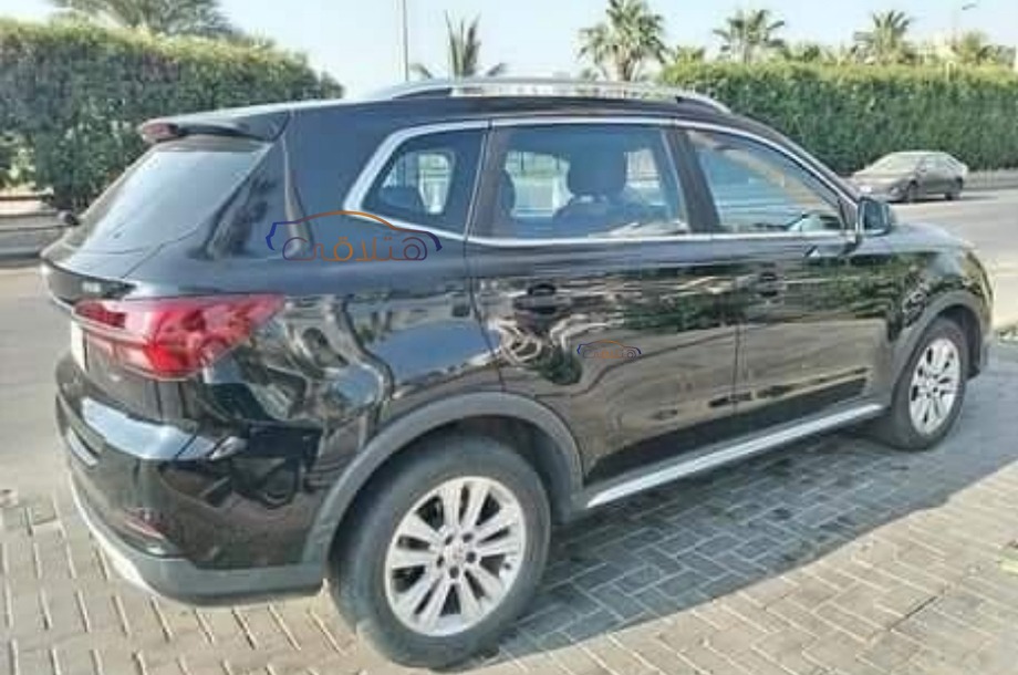 Rx5 MG 2020 Ismailia Black 6448251 - Car for sale : Hatla2ee