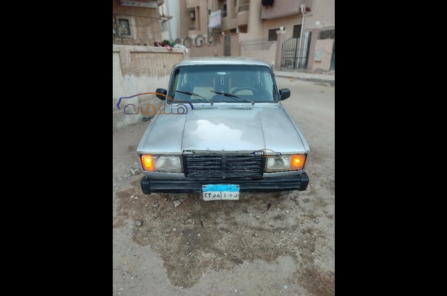 2107 Lada 2009 10th of Ramadan Silver 6460770 - Car for sale : Hatla2ee