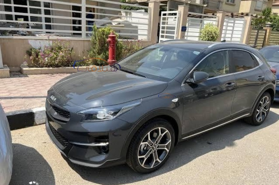 Xceed Kia 2022 Pyramids Gardens Gray 6462072 - Car for sale : Hatla2ee