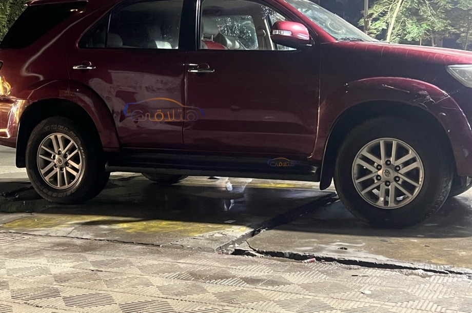 Fortuner Toyota 2013 Heliopolis Red 6462144 - Car for sale : Hatla2ee