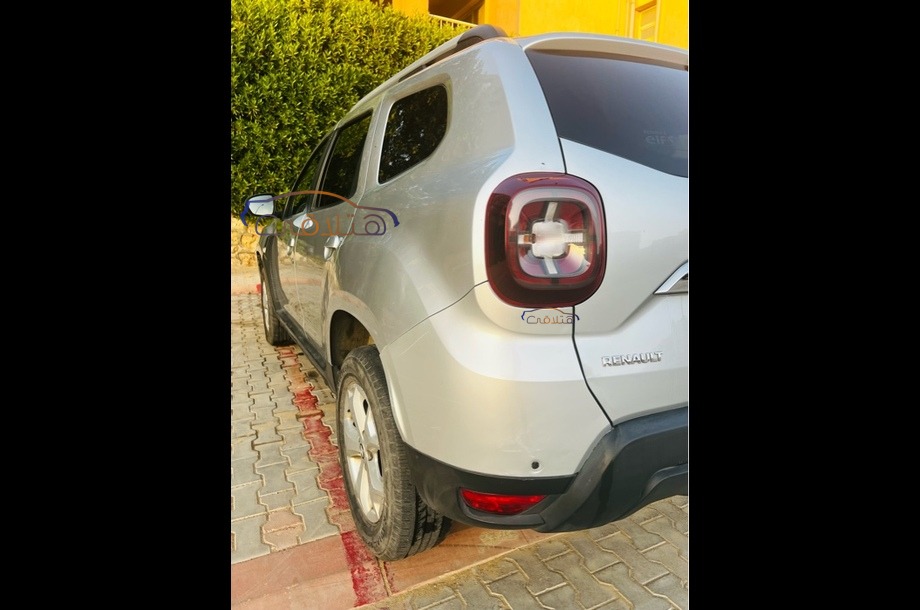 Duster Renault 2020 6 October Silver 6464901 - Car for sale : Hatla2ee