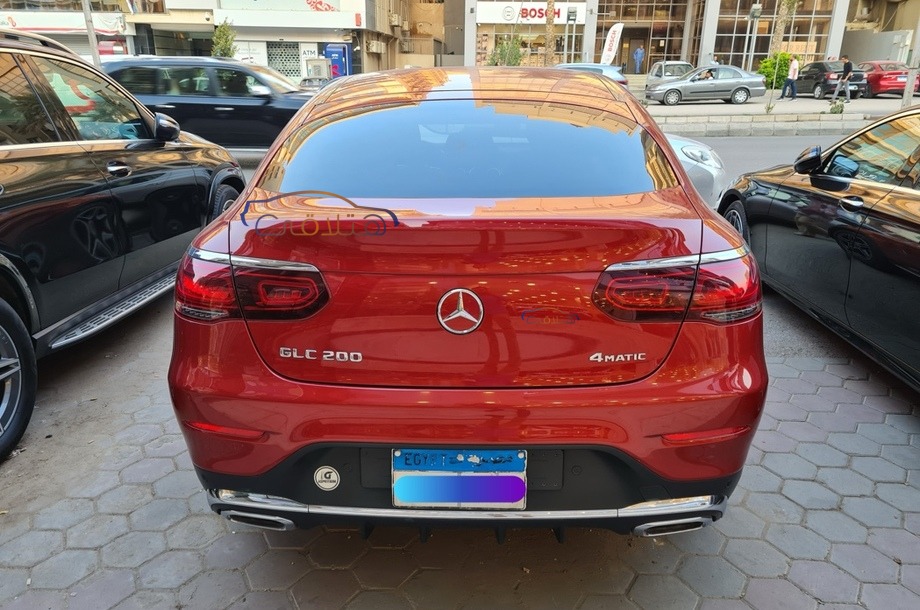 GLC 200 Mercedes 2020 Maadi Dark red 6469123 - Car for sale : Hatla2ee