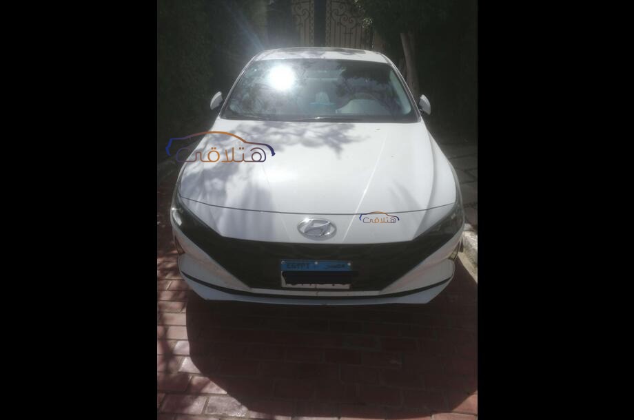 Elantra CN7 Hyundai 2021 Cairo White 6474408 - Car for sale : Hatla2ee