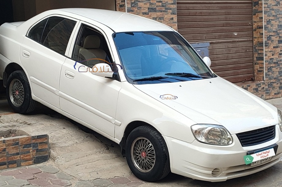 Verna Hyundai 2011 Damietta White 6475932 - Car for sale : Hatla2ee