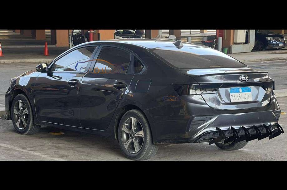 Grand Cerato Kia 2019 Giza Silver 6479028 - Car for sale : Hatla2ee