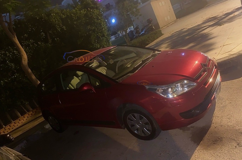 C4 Citroën 2005 Tagamo3 - New Cairo Red 6481374 - Car for sale : Hatla2ee