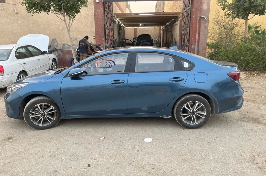 Grand Cerato Kia 2022 El Minya Dark blue 6483222 - Car for sale : Hatla2ee