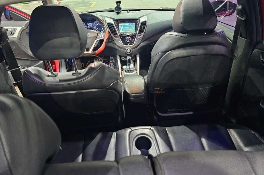 Veloster Hyundai 2012 Beni Suef Dark red 6487326 - Car for sale : Hatla2ee