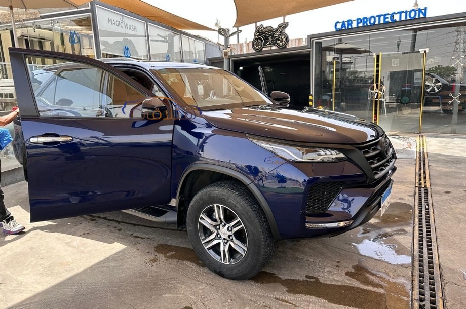 Fortuner Toyota 2023 Cairo Dark blue 6489571 - Car for sale : Hatla2ee