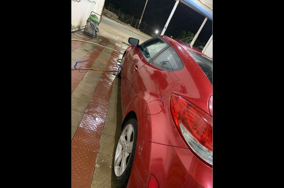 Veloster Hyundai 2012 6 October Red 6497016 - Car for sale : Hatla2ee