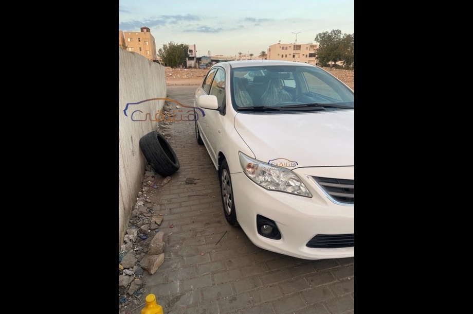 Corolla Toyota 2012 Kafr el-Sheikh White 6497659 - Car for sale : Hatla2ee
