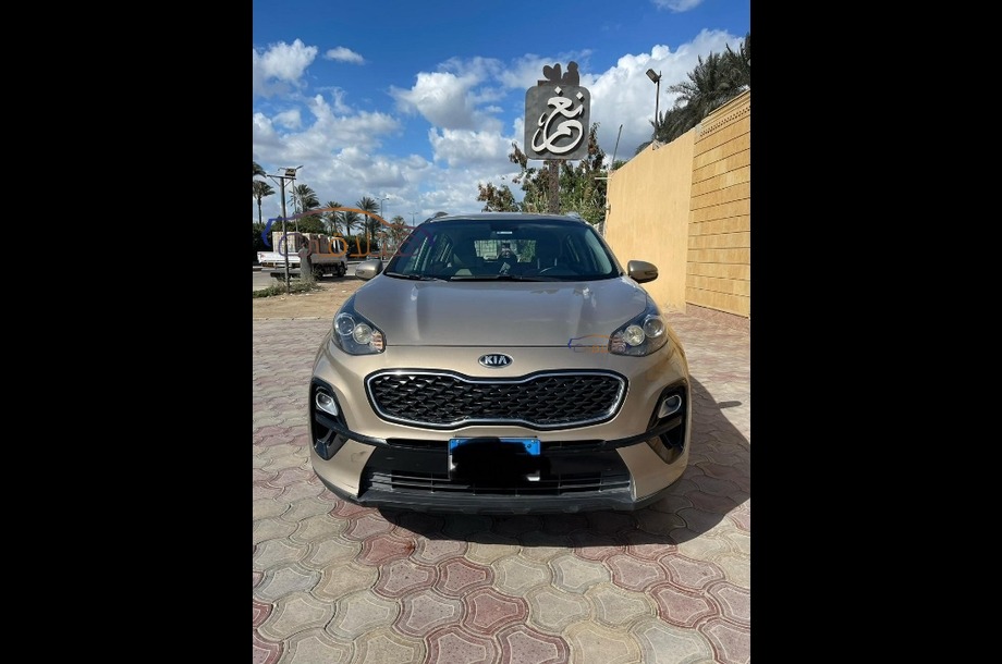 Sportage Kia 2020 Giza Beige 6502309 - Car for sale : Hatla2ee