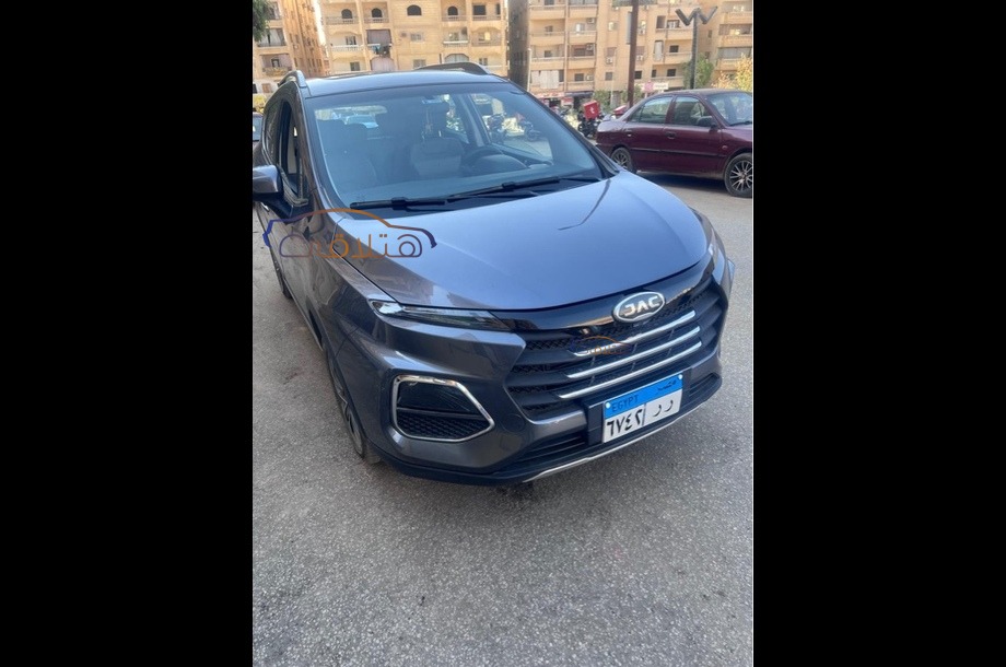 JS3 Jac 2024 Pyramids Gardens Gray 6506046 - Car for sale : Hatla2ee